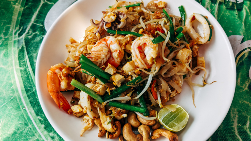 Top 15 Plats Thaïlandais Incontournables À Tester Absolument